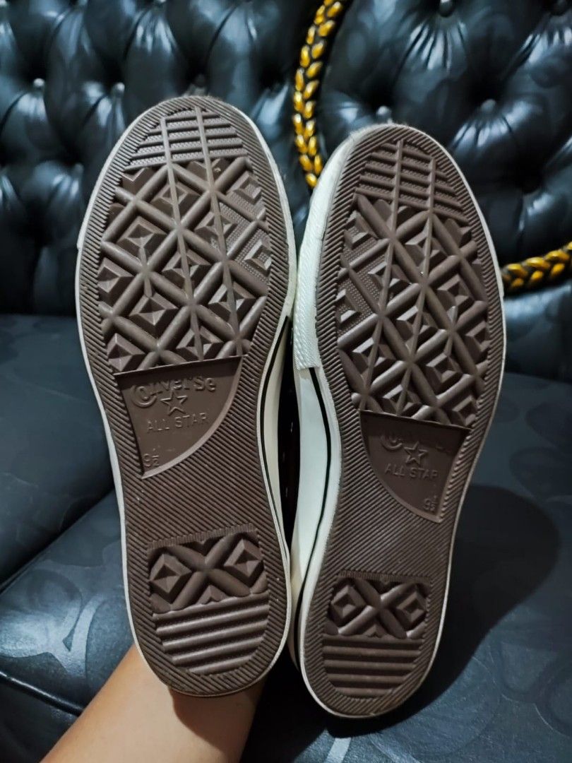 Converse Chunk Taylor 70's Low deep Bordeaux, Fesyen Pria, Sepatu ...