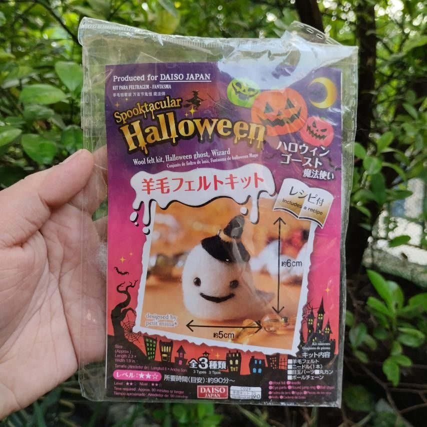 DAISO Spooktacular Halloween Wool Felt Kit on Carousell