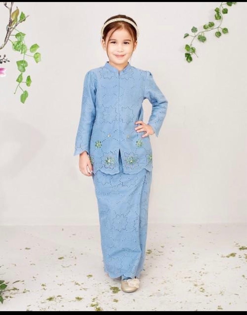 Emma Basic Mini Kebaya Minaz, Babies & Kids, Babies & Kids Fashion on ...