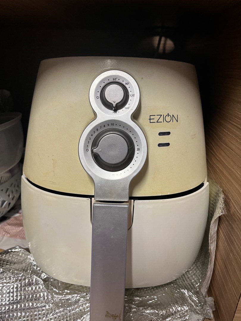 Ezion air fryer, TV & Home Appliances, Kitchen Appliances, Fryers on Carousell