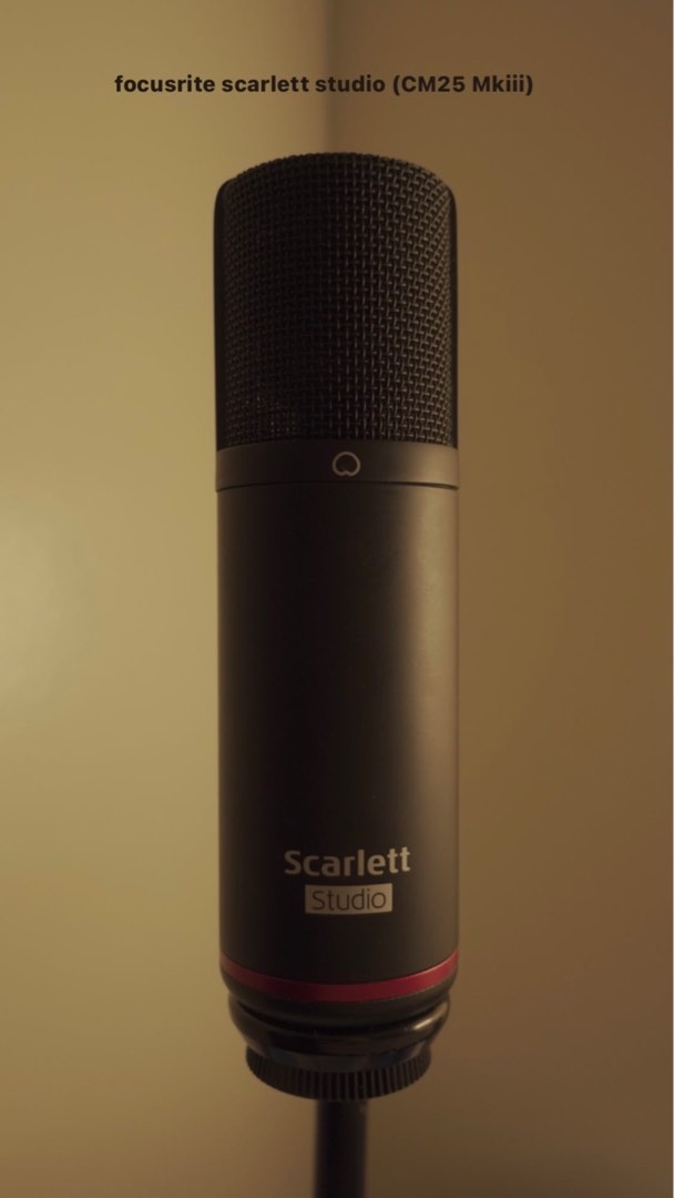 Focusrite Scarlett Solo Studio Mic and Audio Interface, Audio ...
