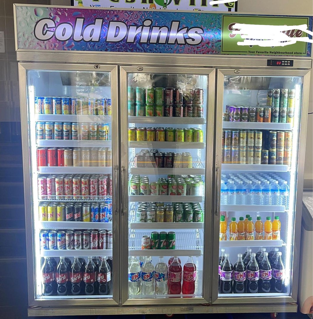 (Free delivery and warranty) 3 glass door display chiller/ 3 glass door ...
