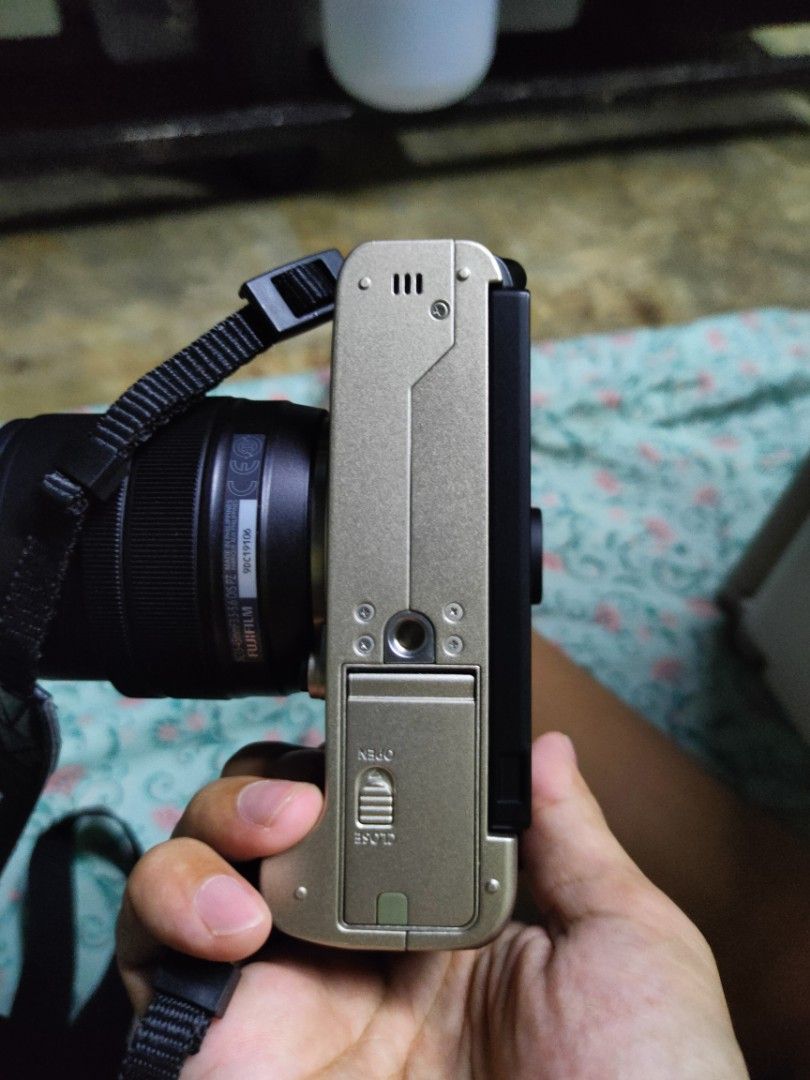 Fujifilm XT-200, Photography, Cameras on Carousell