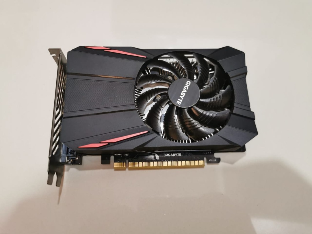 Gigabyte gtx1050 2gb single fan graphic card, Computers & Tech, Parts ...