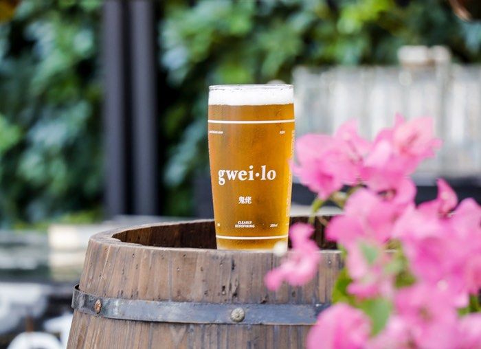 Gweilo 50cl beer glass, Furniture & Home Living, Kitchenware ...