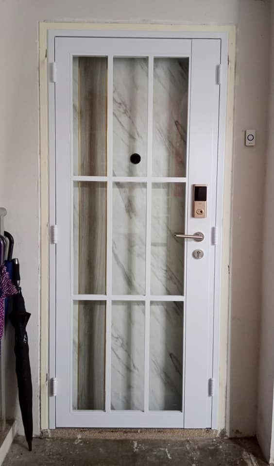 HDB /BTO glass gate free installation HP 98811733 Yoyo, Furniture ...