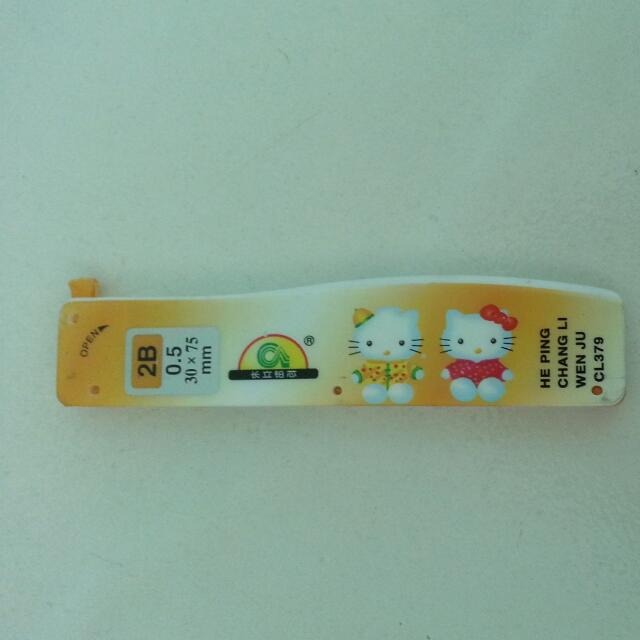 Hello Kitty 2B 0.5mm Mechanical Pencil Leads (Orange), Hobbies & Toys ...