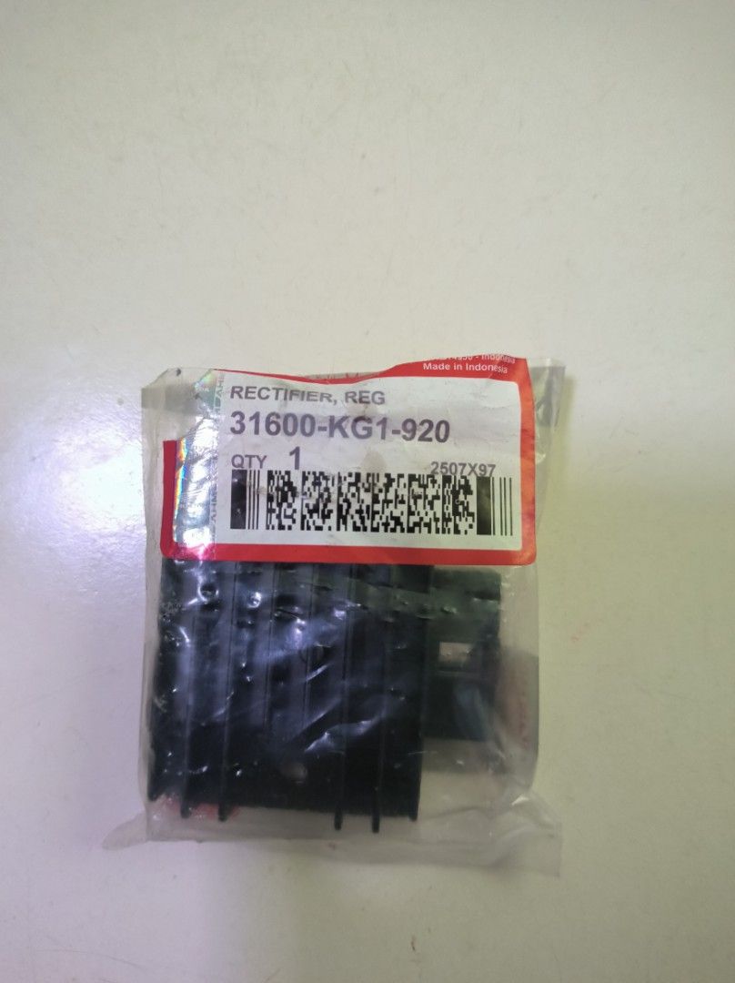 Honda rectifier regulator, Motorcycles, Motorcycle Accessories on Carousell