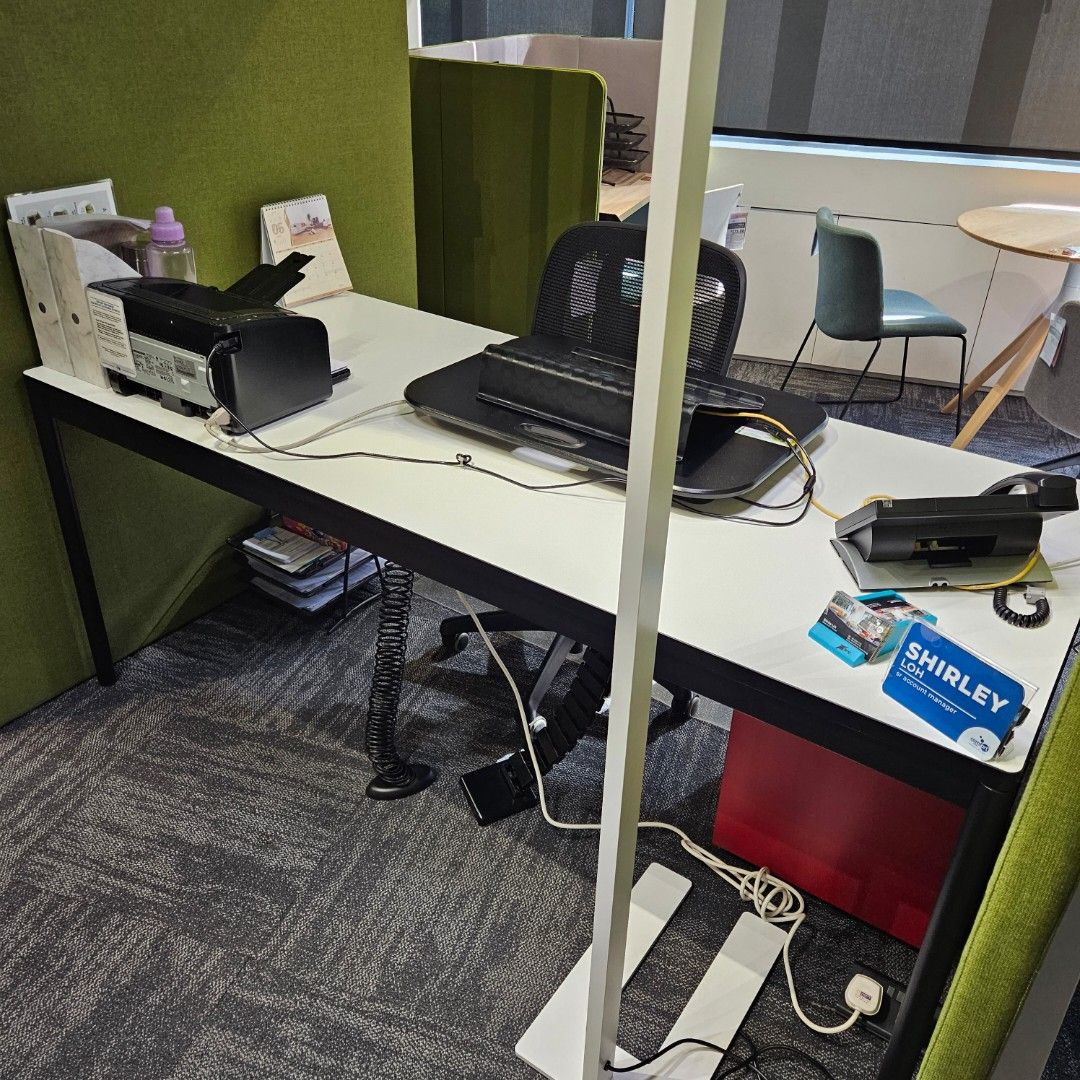 House Workstation + Halo Discussion Table + Snake Cable Management ...