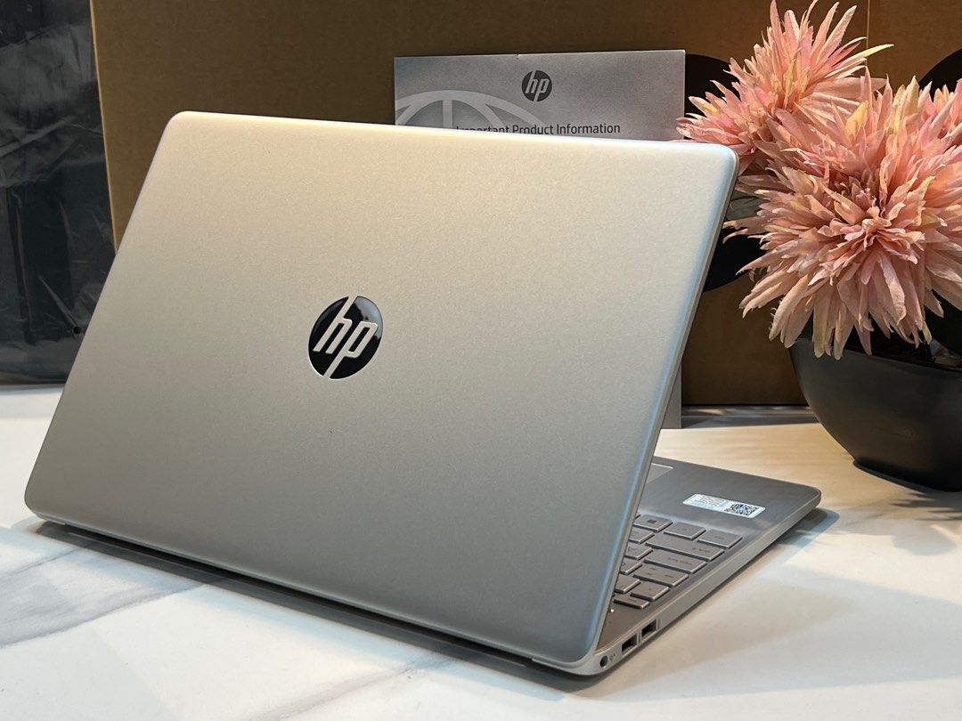 HP Laptop 15s-eq2158au AMD Ryzen 5 5500U 8GB RAM 512GB SSD FULL HD AMD ...