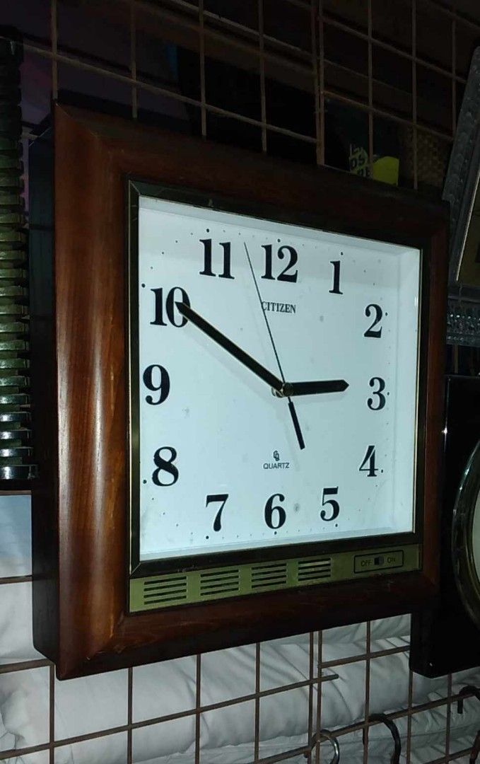 JAPAN VINTAGE ORIGINAL HOURLY MELODY ANALOG WOOD WALL CLOCK, Furniture ...