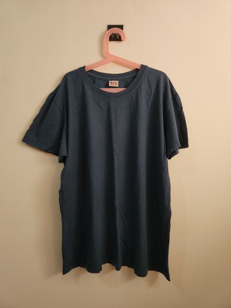 Kaos Polos Navy Built Up, Fesyen Pria, Pakaian , Atasan di Carousell Kaos Polos Navy Built Up, Fesyen Pria, Pakaian , Atasan di Carousell