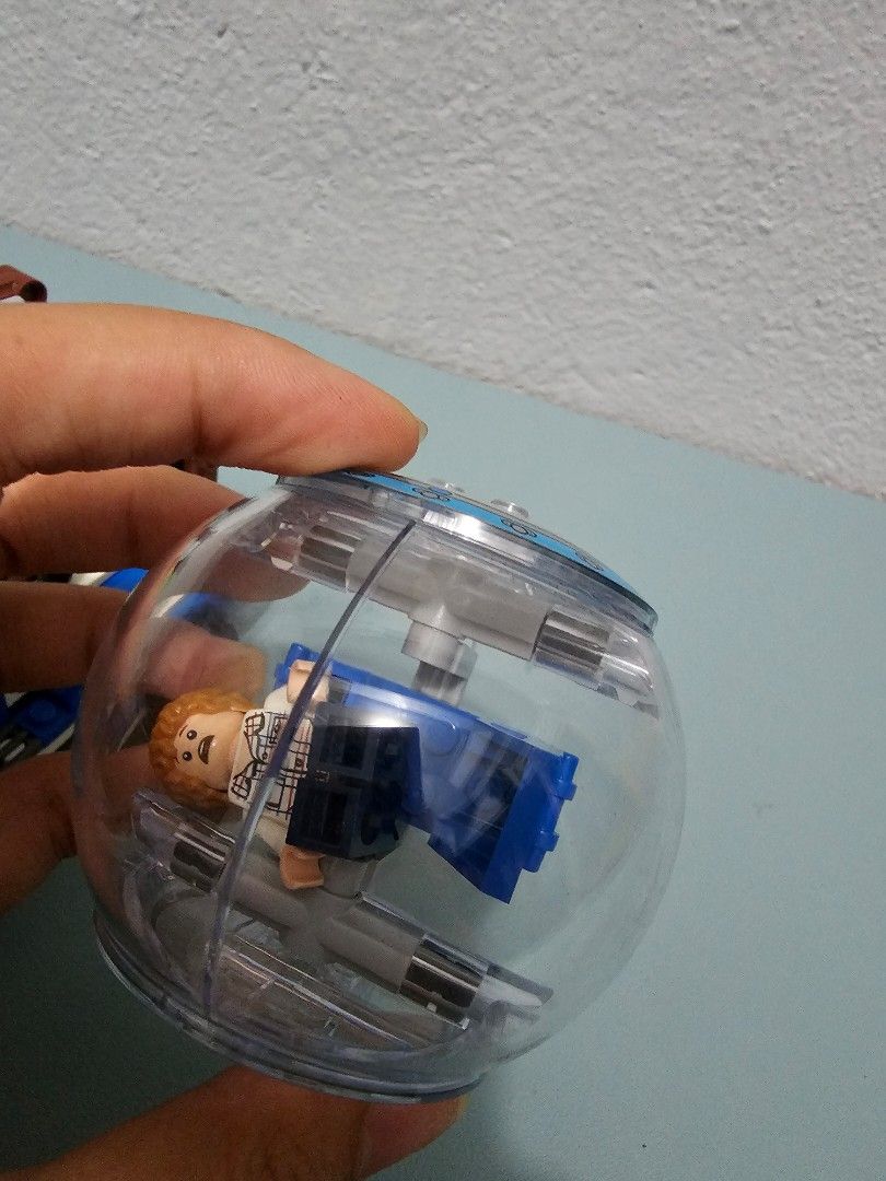 LEGO Jurassic World 75916 Dilophosaurus Ambush Car and Gyrosphere Only ...