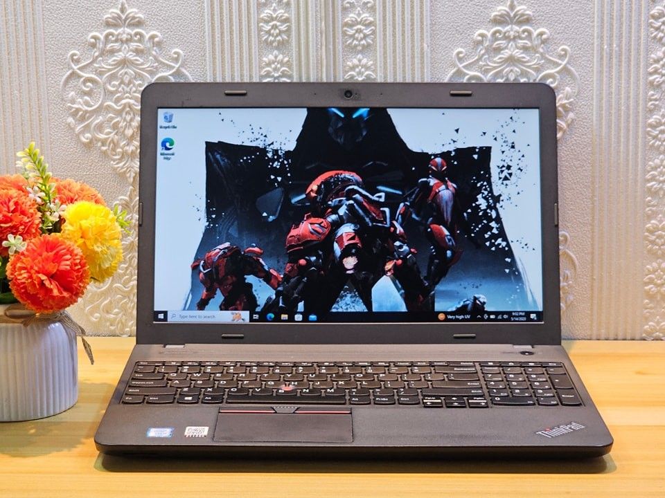 Lenovo Thinkpad E560 Intel Core i7-6th Gen 8Gb Ram 128Gb SSD AMD Radeon ...