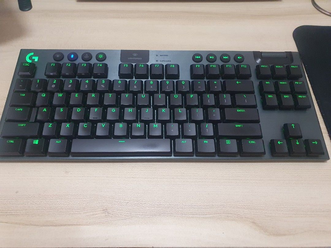 Logitech G915 LIGHTSYNC RGB TKL Tactile Brown Mechanical Gaming ...