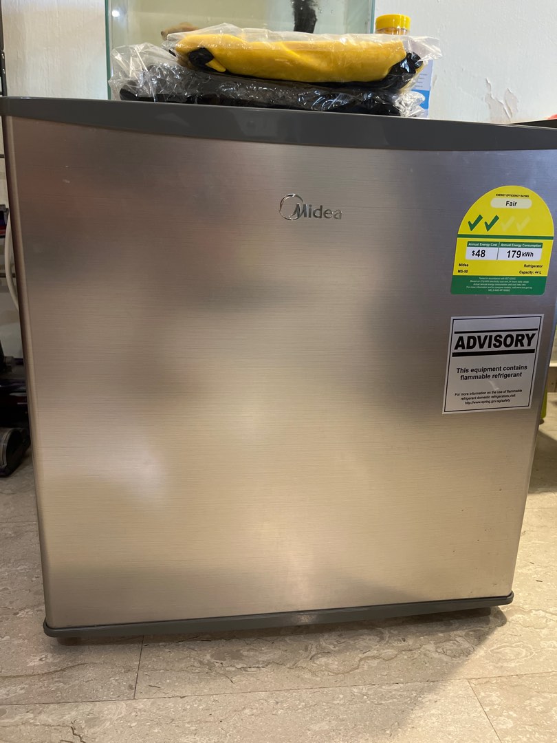 Midea 50L Mini Fridge with Freezer, TV & Home Appliances, Kitchen ...