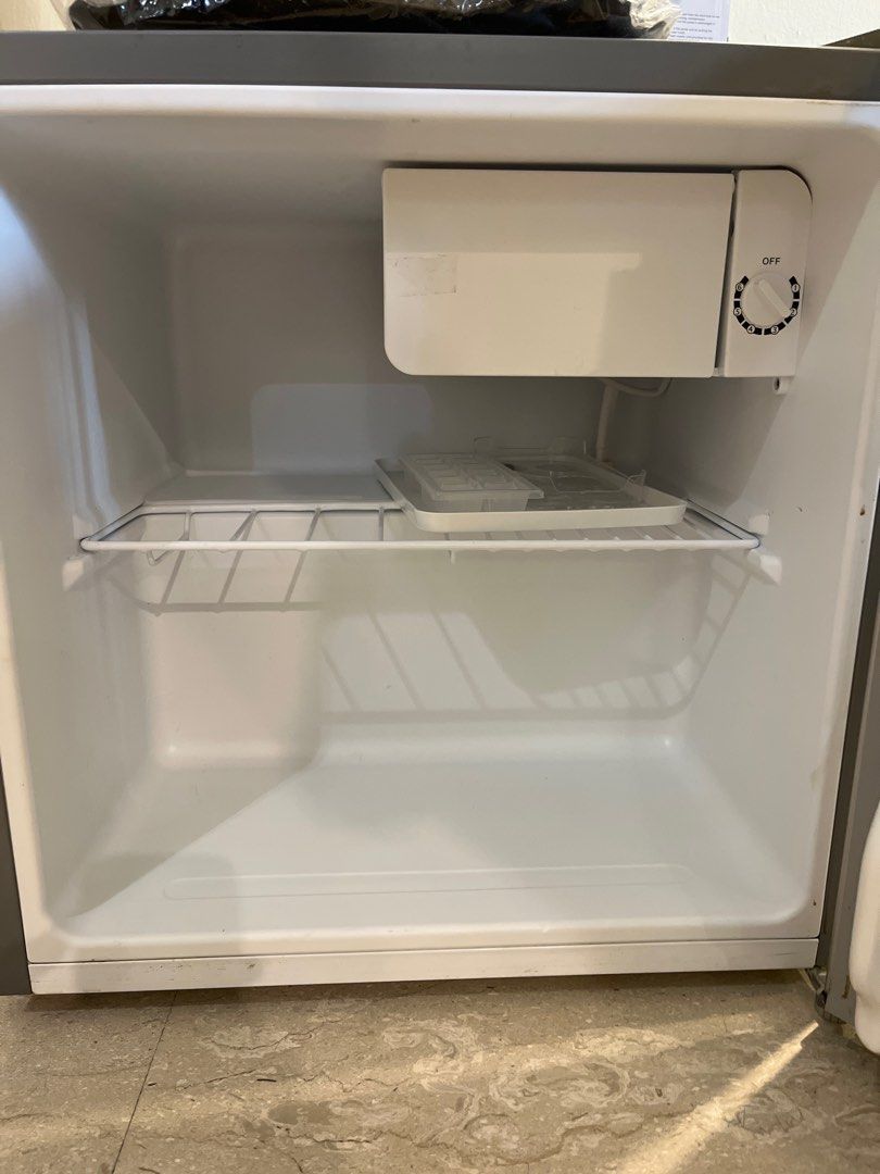 Midea 50L Mini Fridge with Freezer, TV & Home Appliances, Kitchen ...