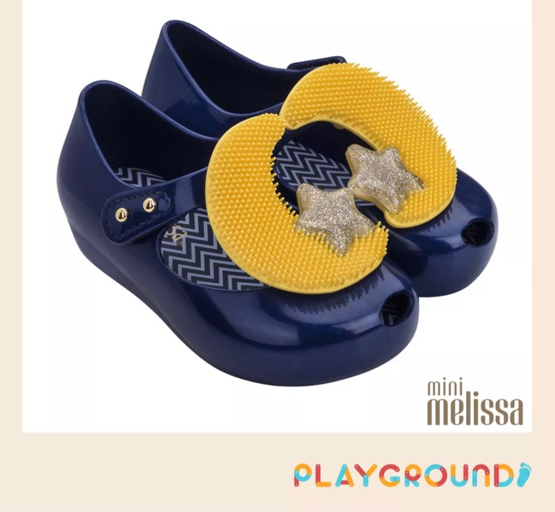 Take both Mini Melissa s8, Babies & Kids, Babies & Kids Fashion on ...