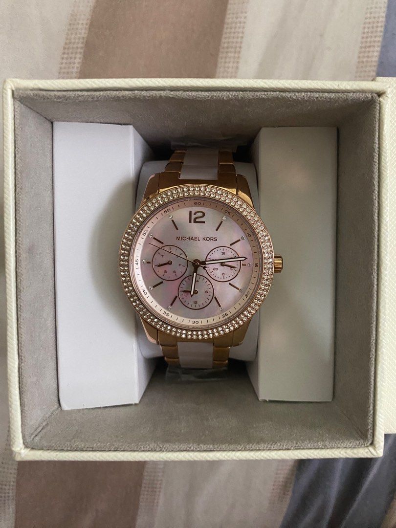 MK 6928, Luxury, Accessories on Carousell