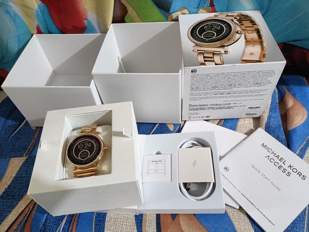 MK SMART WATCH, Women's Fashion, Watches & Accessories, Watches on ...