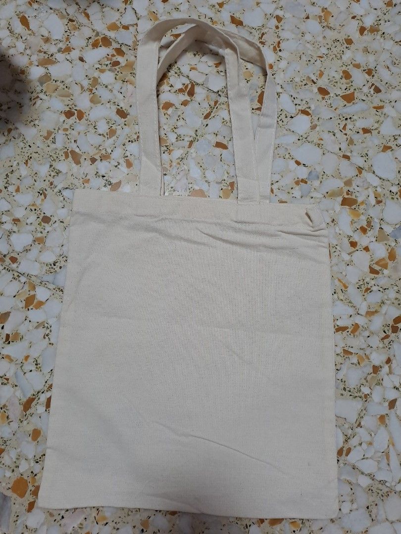 NUS CAC tote bag 33cm x 30cm, Women's Fashion, Bags & Wallets, Tote ...