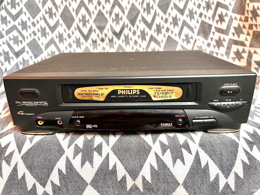 PHILIPS VCR/VHS PLAYER, TV & Home Appliances, TV & Entertainment, Blu ...