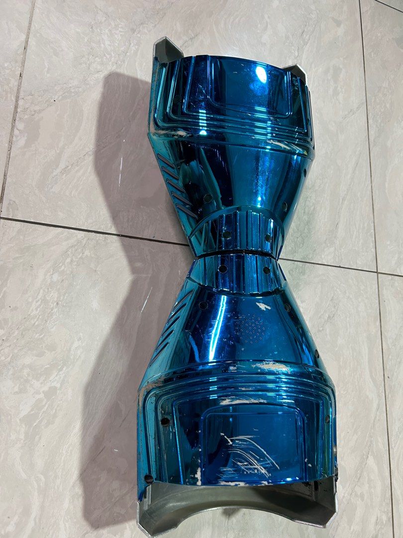 Plastic body of the hoverboard with full set of screws, good method to ...