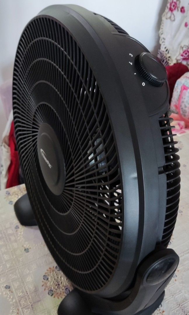 Powerpac 20" Big table fan, Furniture & Home Living, Lighting & Fans ...