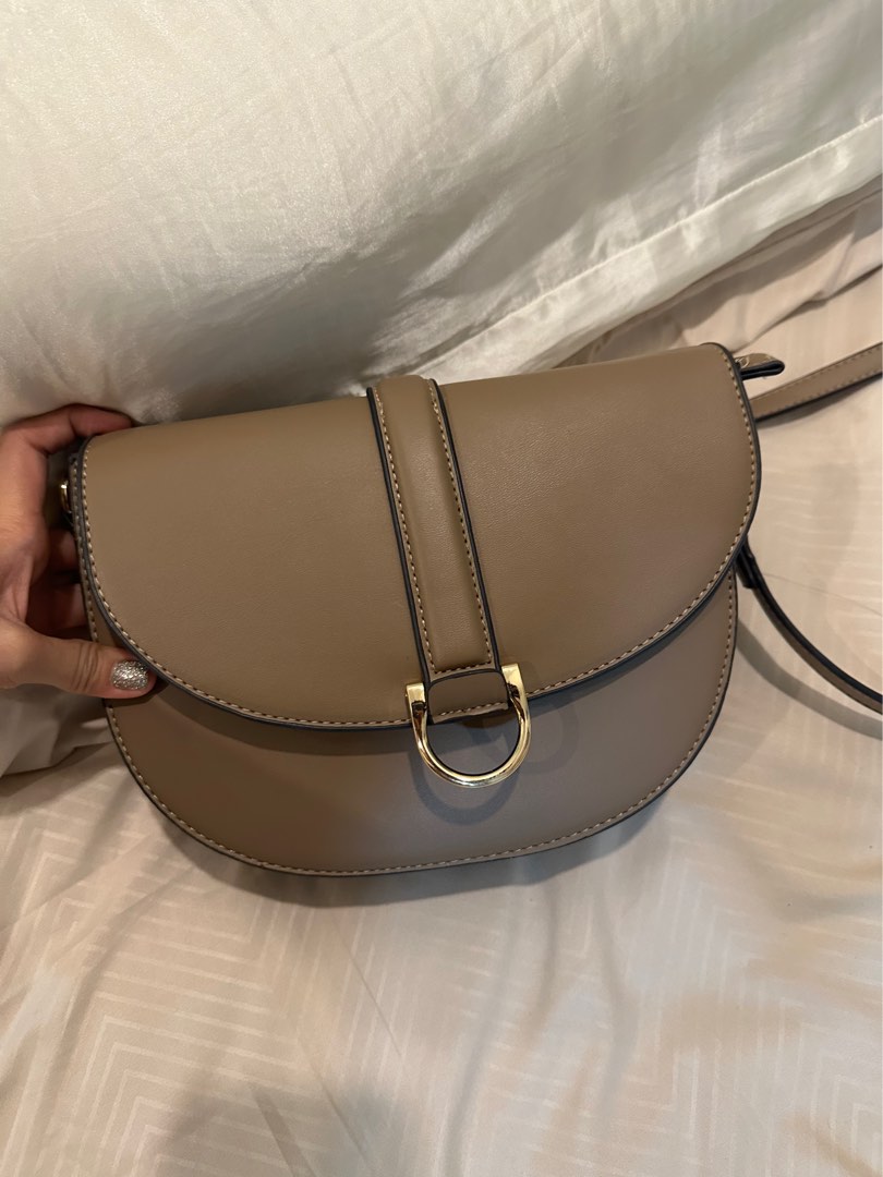 Prive roma saddle cross body bag, Women's Fashion, Bags & Wallets ...