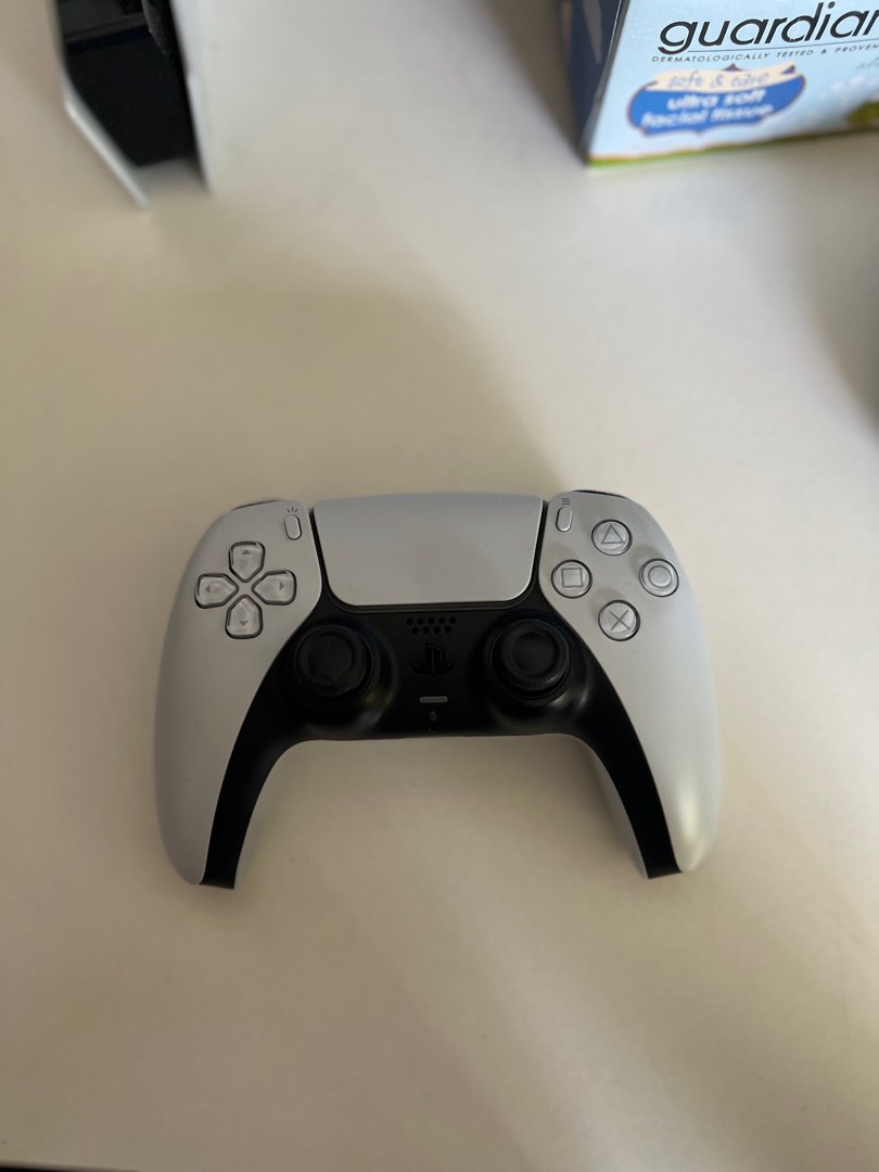 Ps5 controller, Video Gaming, Gaming Accessories, Controllers on Carousell