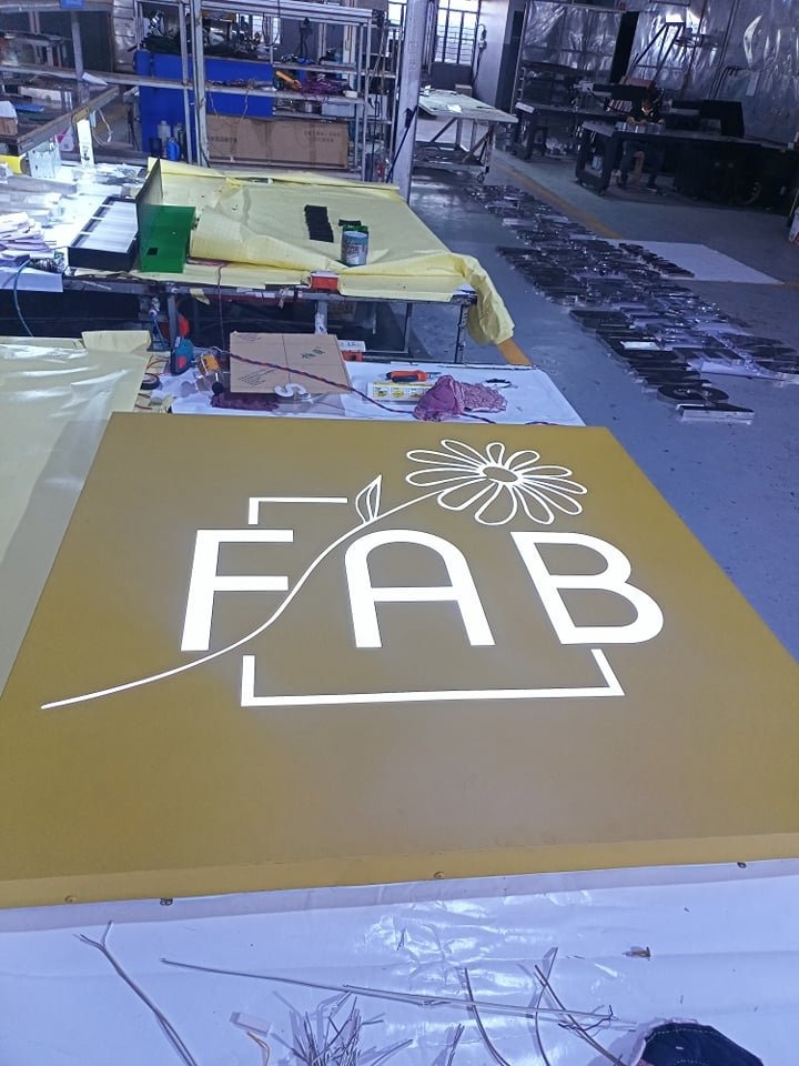 Quality signages- ACP, G.I. Stainless, Acrylic, Panaflex, ETC ...