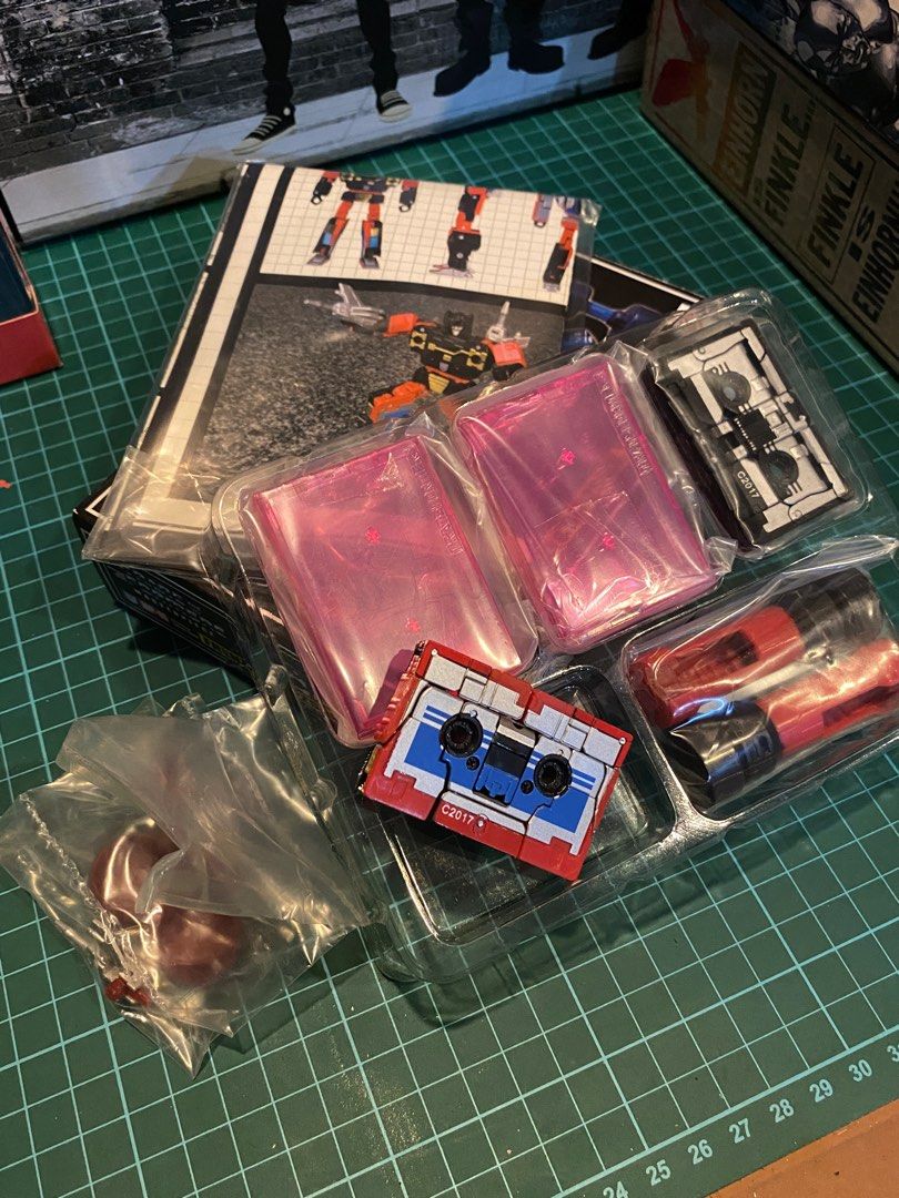 RUMBLE & FRENZY TRANSFORMERS MASTERPIECE, Hobbies & Toys, Toys & Games ...
