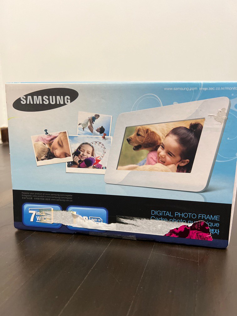 Samsung Digital Photo Frame SPF-71E, Furniture & Home Living, Home Decor, Frames & Pictures on ...