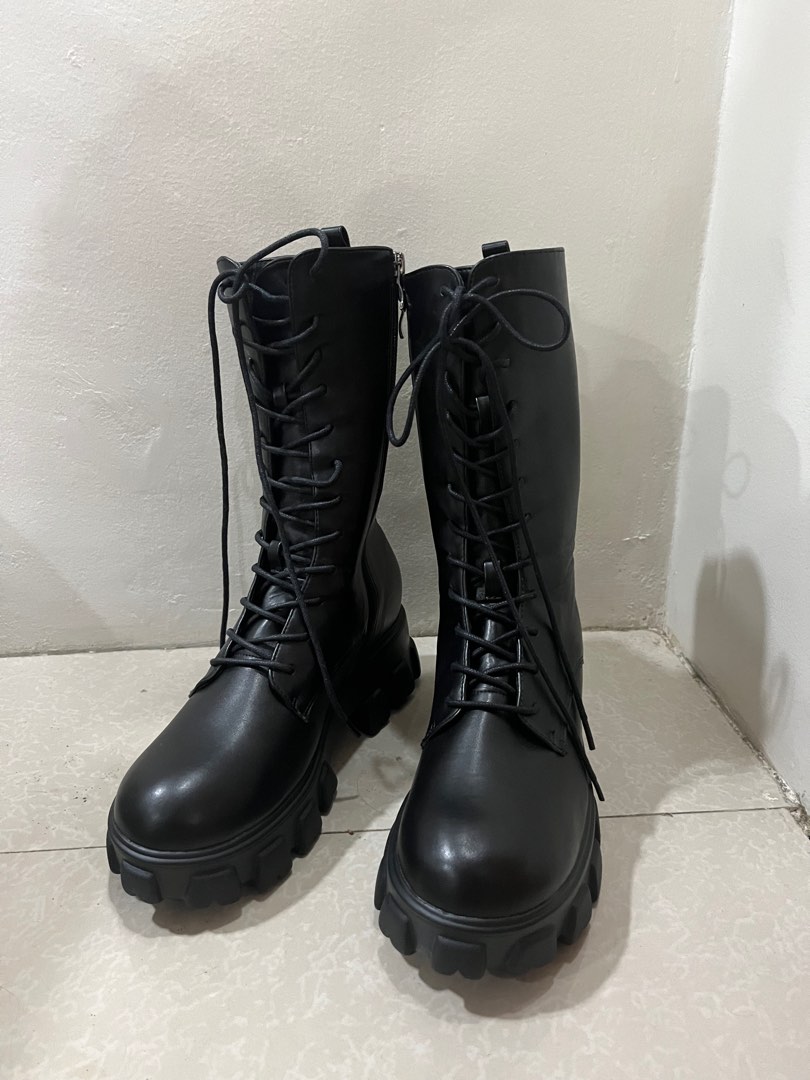 Shein Boots, Women's Fashion, Footwear, Boots on Carousell
