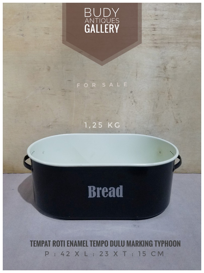 Tempat Roti Enamel Tempo Dulu Marking Typhoon, Kitchen & Appliances di ...