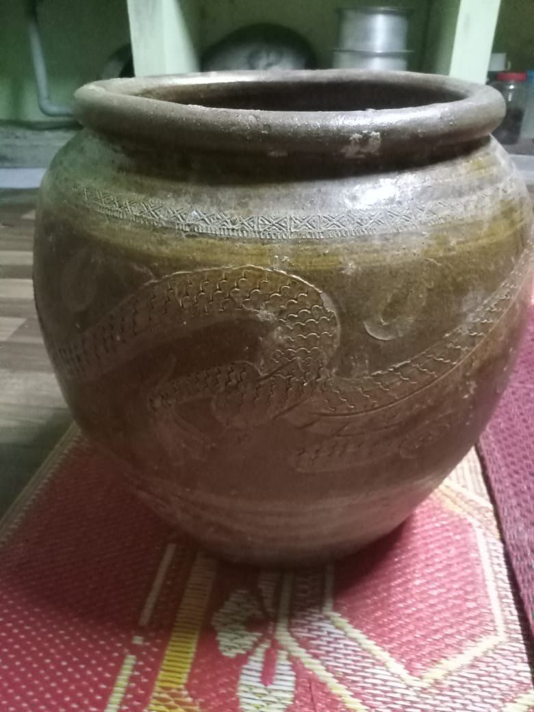 tempayan naga antik, Hobbies & Toys, Collectibles & Memorabilia ...