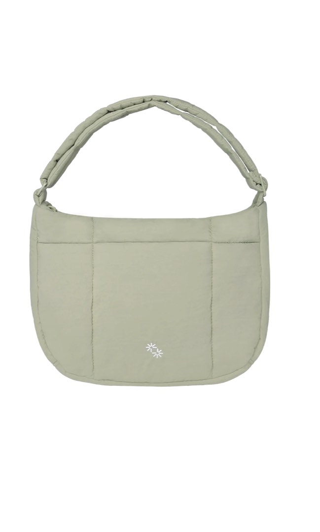 The paper bunny puffer swing, Women's Fashion, Bags & Wallets, Shoulder ...