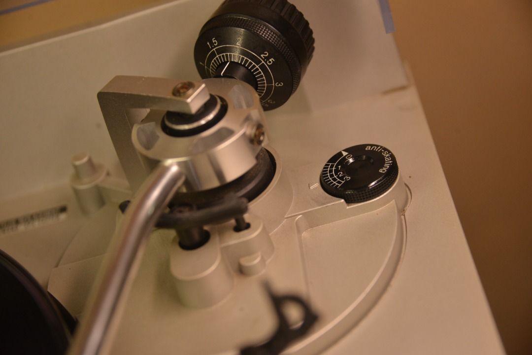 Turntable: Technics SL-3350, Audio, Soundbars, Speakers & Amplifiers on ...