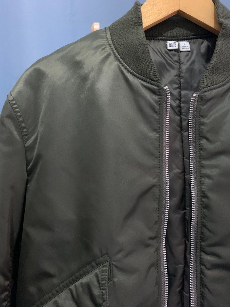 UNIQLO BOMBER MA-1 | UNDERCOVER, Fesyen Pria, Pakaian , Baju Luaran di Carousell