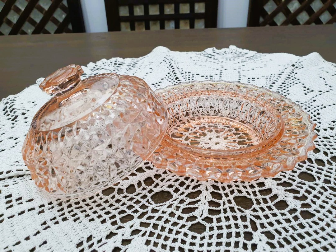 Very beautiful butter/candy dish in 1940s Holiday Buttons and Bows ...