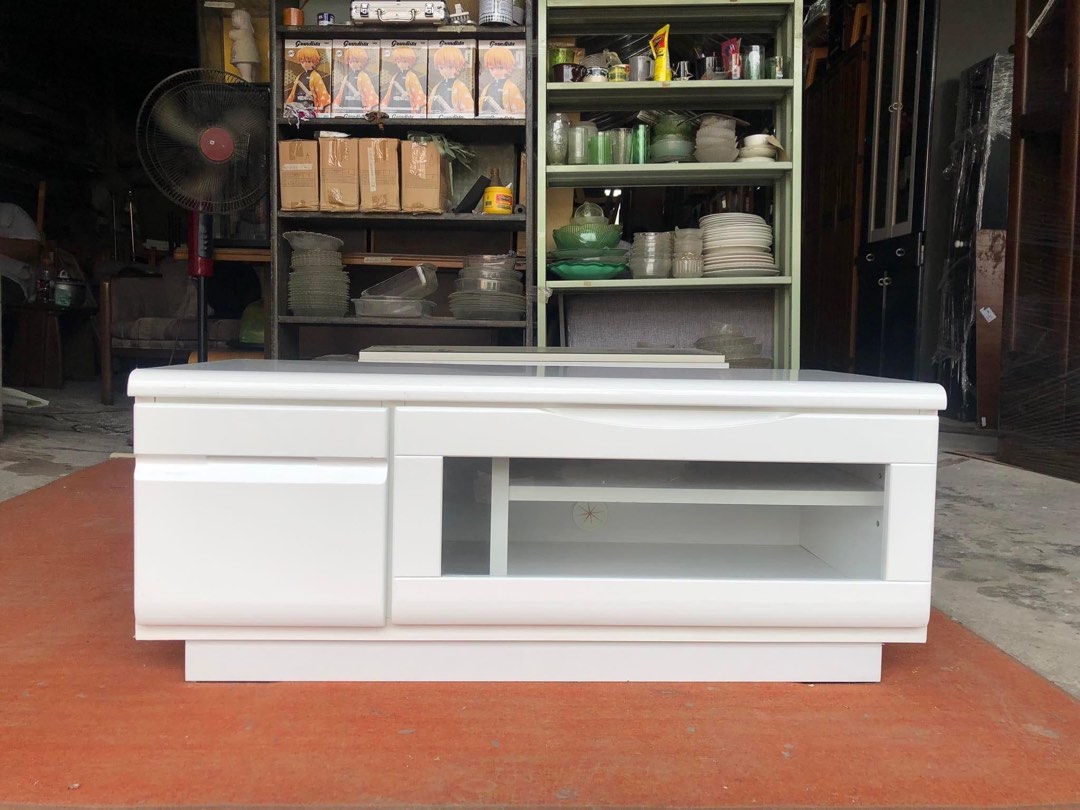 White duco finish tv rack, Furniture & Home Living, Furniture, TV ...