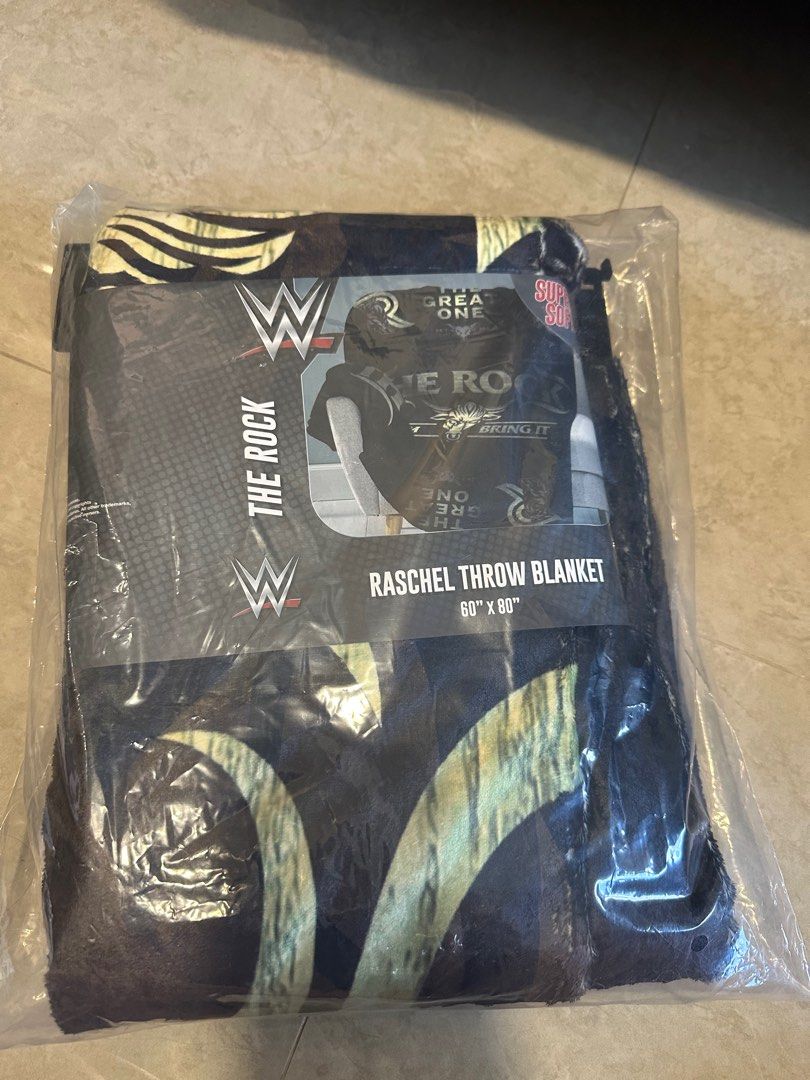 WWE The Rock Raschel Throw Blanket, Hobbies & Toys, Memorabilia ...