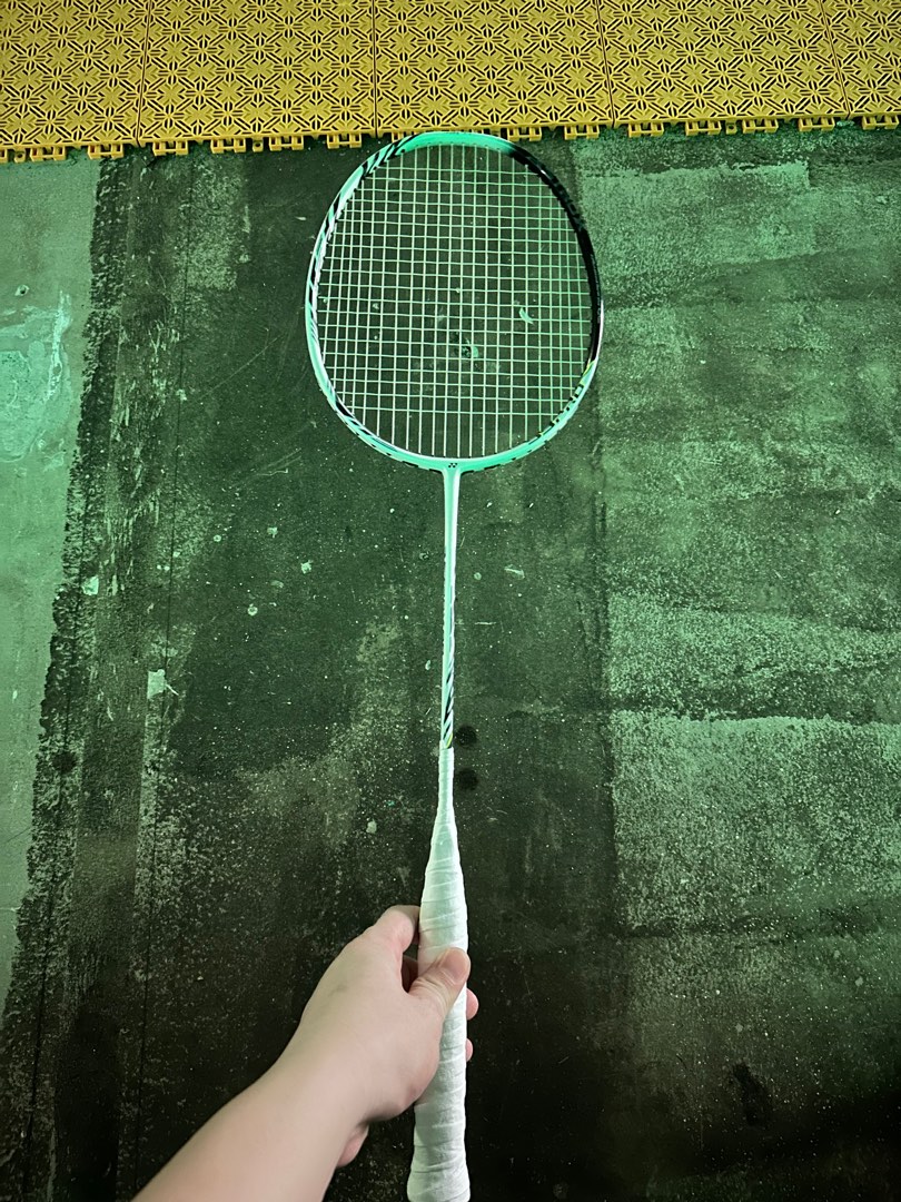 Yonex Astrox 99 Pro 3U White, Sports Equipment, Sports & Games, Racket ...