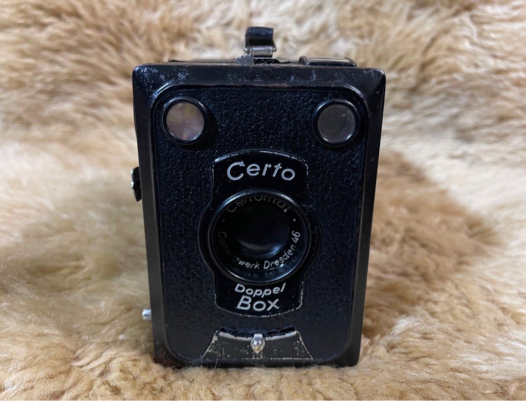 1935 Certo Doppel Box Camera on Carousell