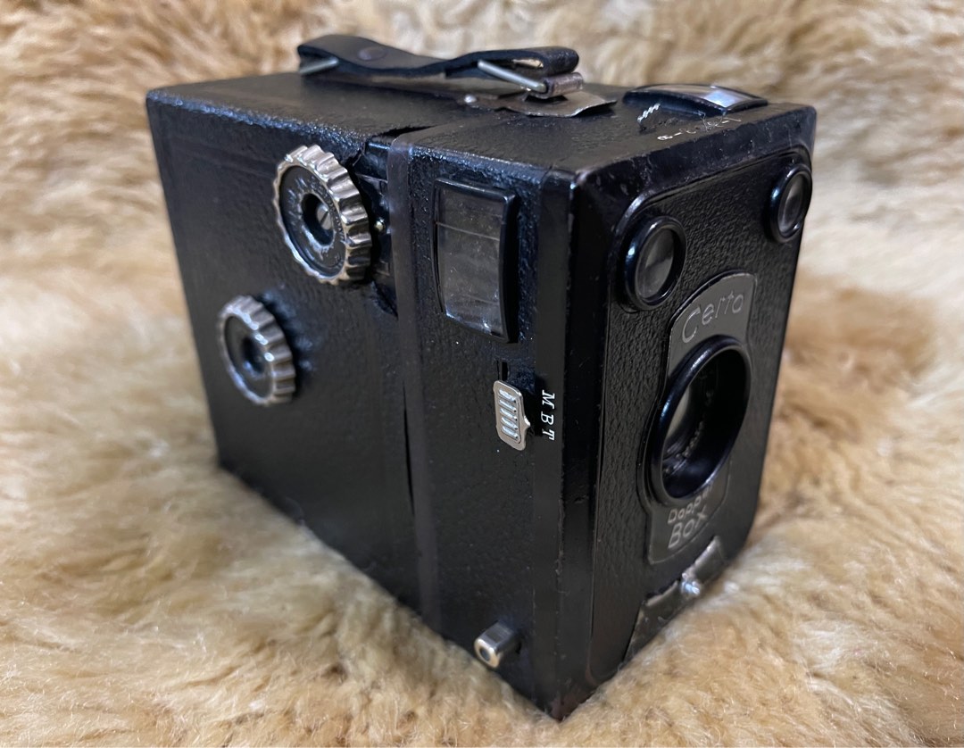 1935 Certo Doppel Box Camera on Carousell