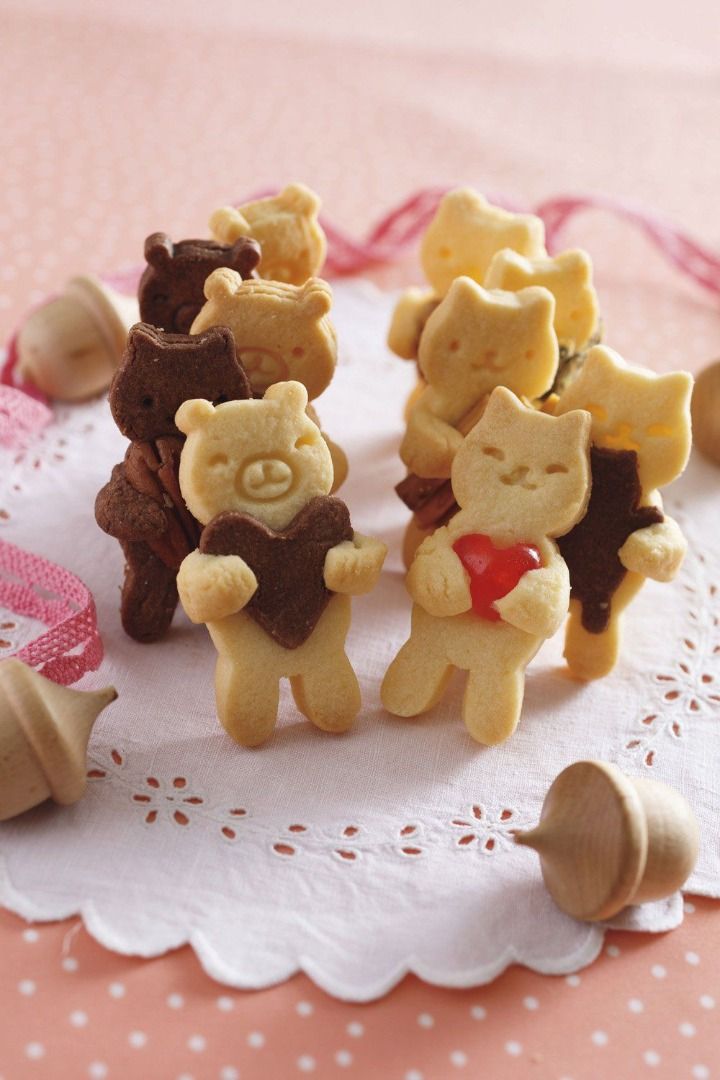 入手困難 貝印 KAI crossover COOKPAD Cookie模 貓抱抱 日本製 現貨, 嘢食 & 嘢飲, 手工食物 - Carousell