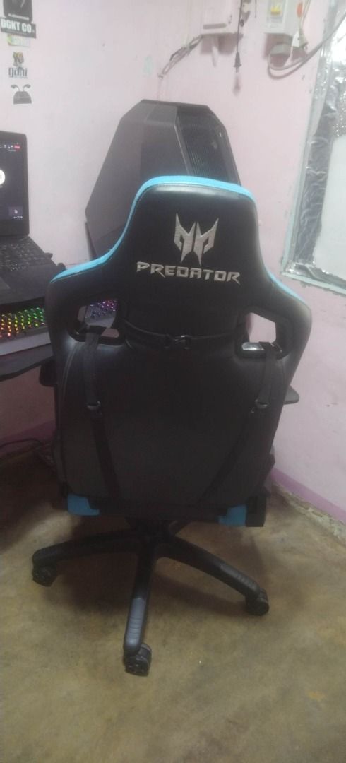Acer Predator Gaming Chair PGC810, Furniture & Home Living, Furniture ...
