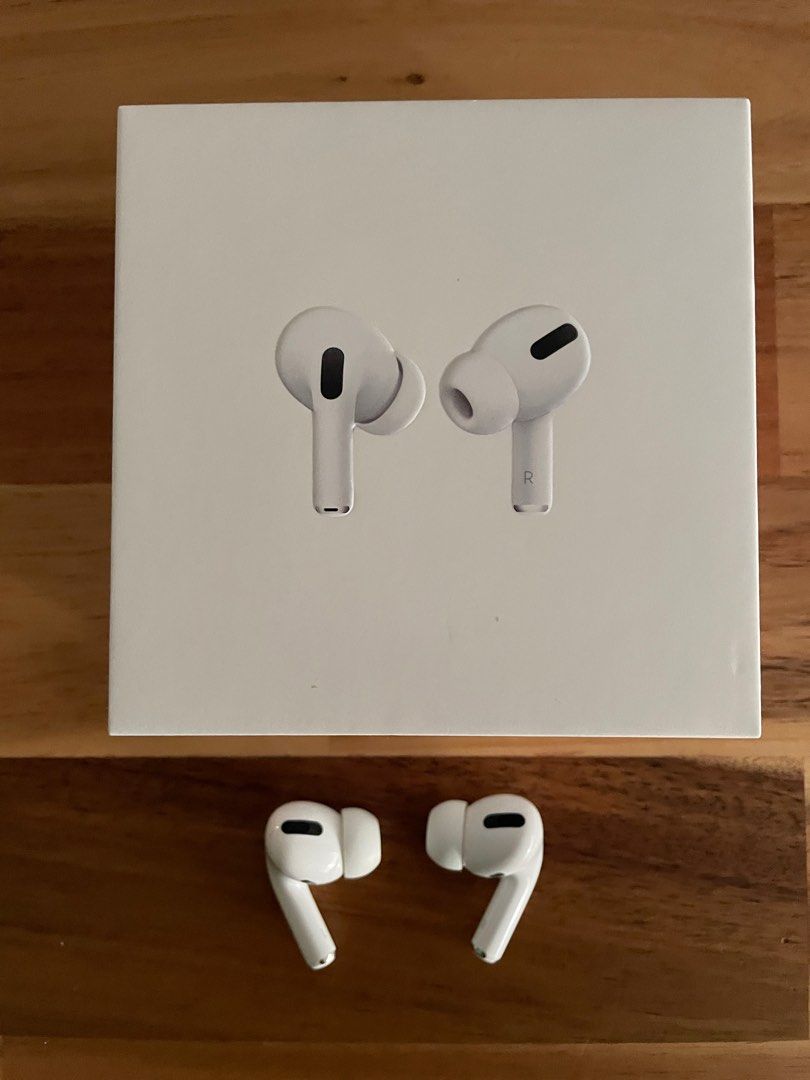 Airpods Pro 1st Gen earbuds, Audio, Earphones on Carousell