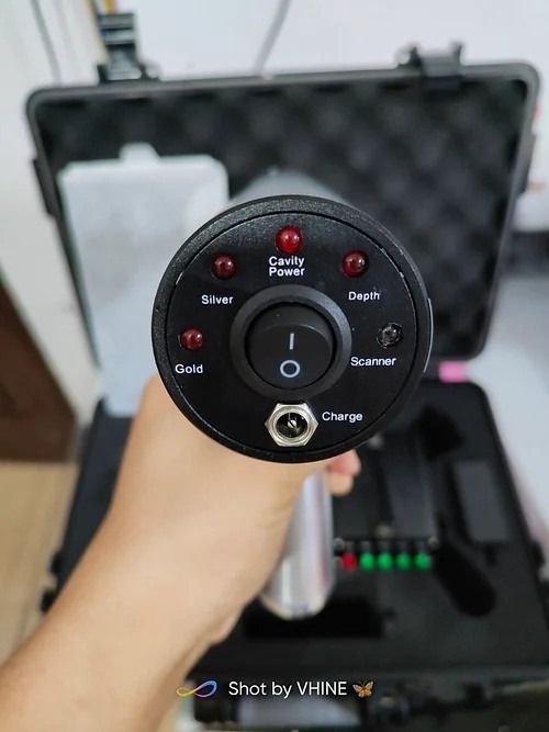 AKS MULTI GFIS 3D IMAGING SCANNER LOCATOR, Sports Equipment, Hiking ...