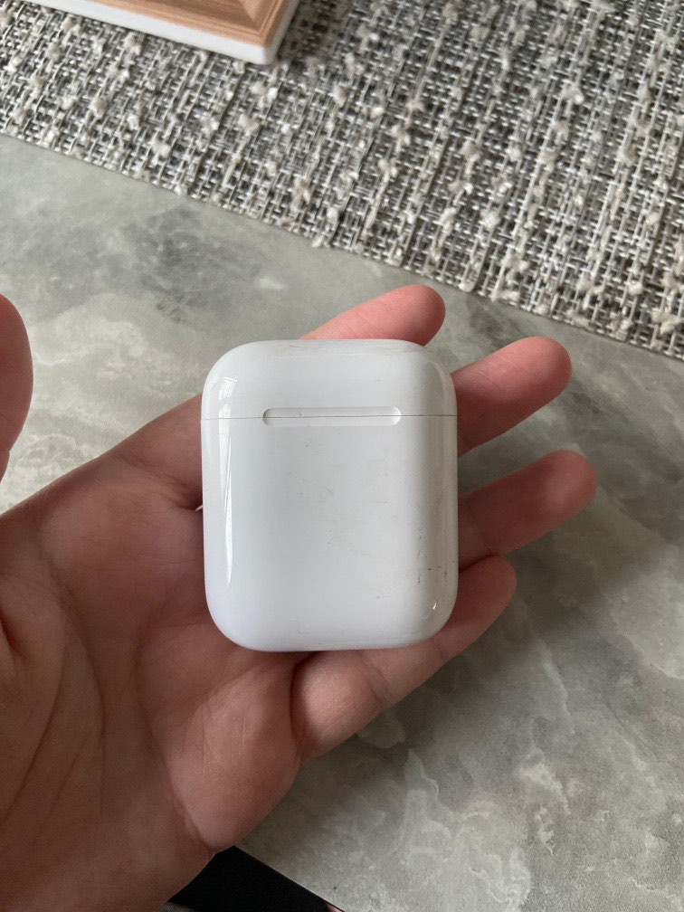 Apple AirPods gen 1, Audio, Earphones on Carousell
